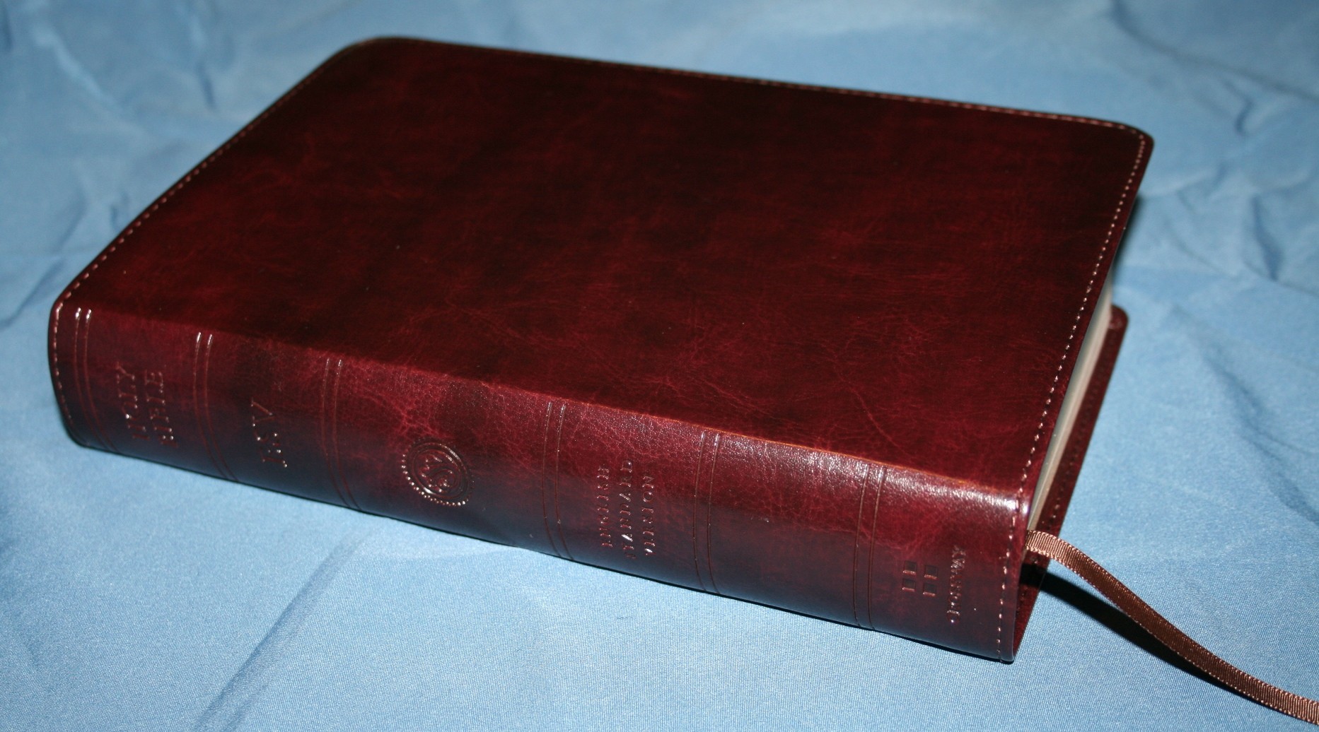 Crossway s Large Print Personal Size ESV Bible Unboxing Crossway s Large Print Personal Size ESV Bible Unboxing