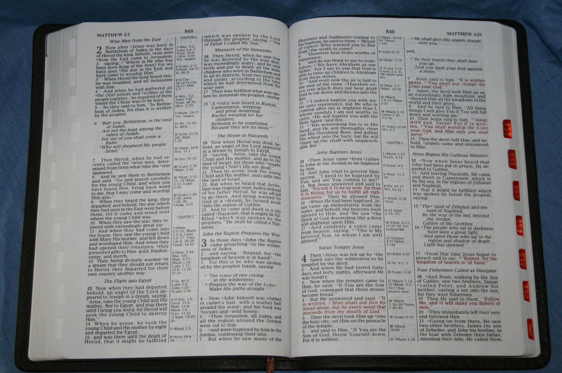 Holman NKJV Large Print Ultrathin Bible Review Holman NKJV Large Print Ultrathin Bible Review