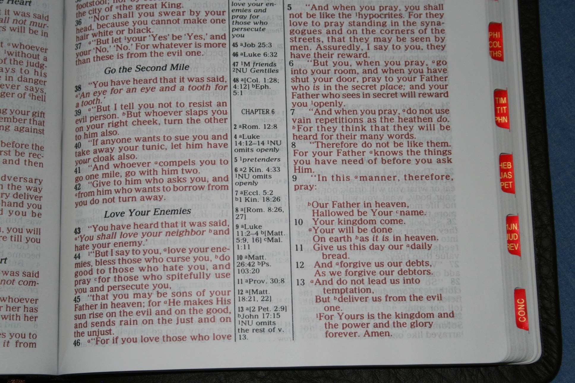 Holman NKJV Large Print Ultrathin Bible 017 Bible Buying Guide