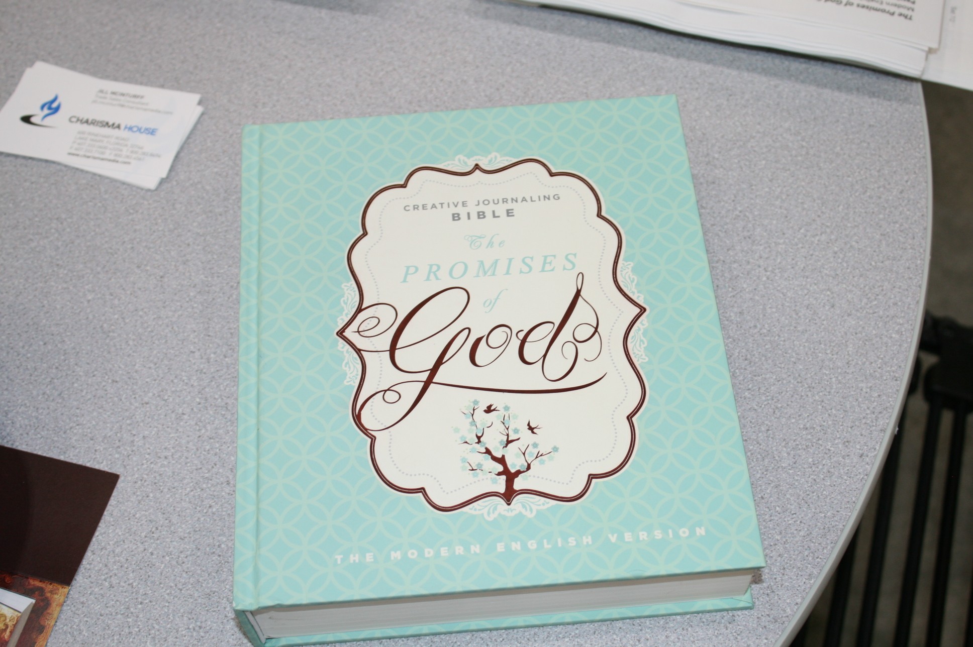 ICRS - The Charisma House Booth - Bible Buying Guide