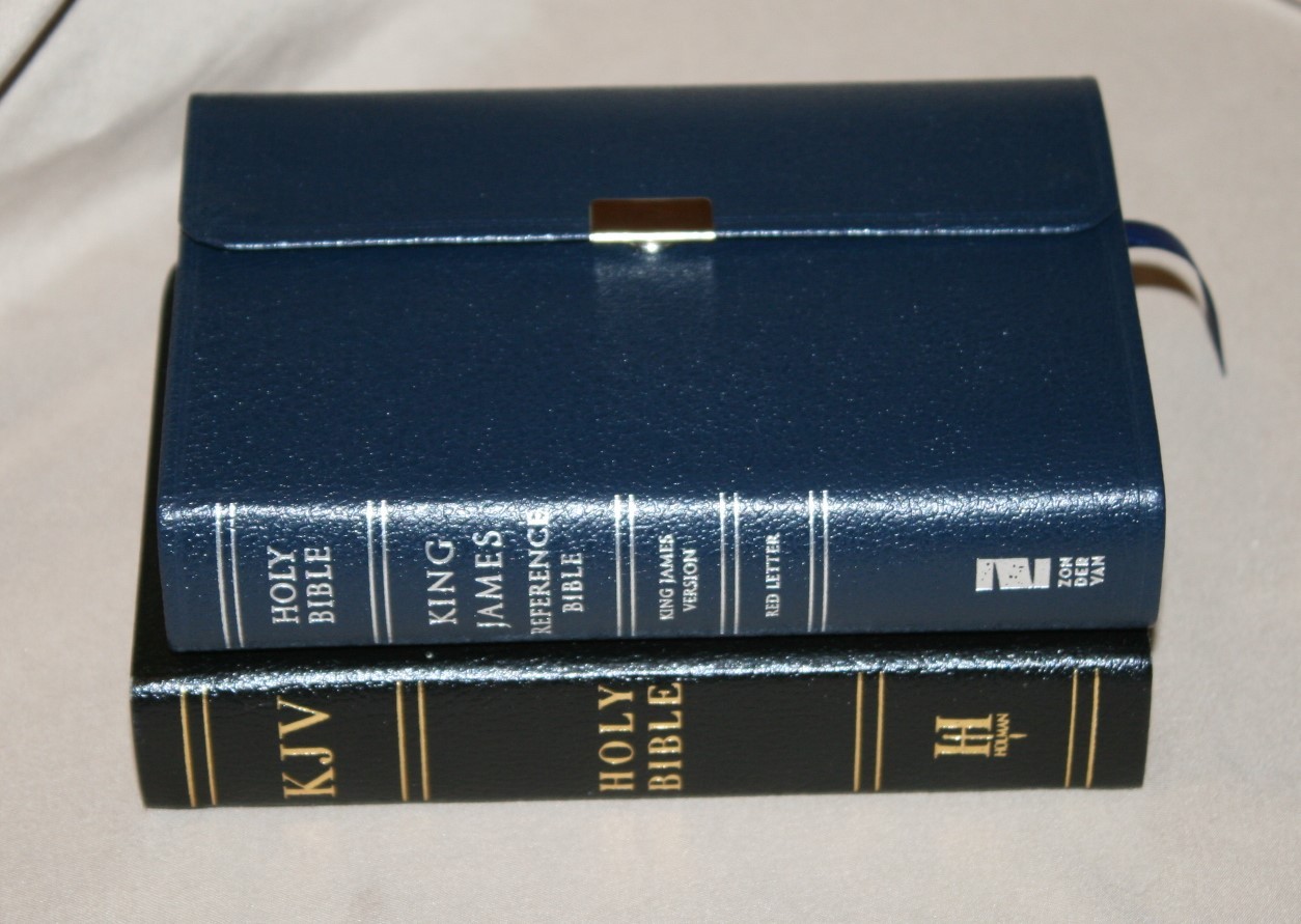 Zondervan KJV Compact Reference Bible - Review - Bible Buying Guide