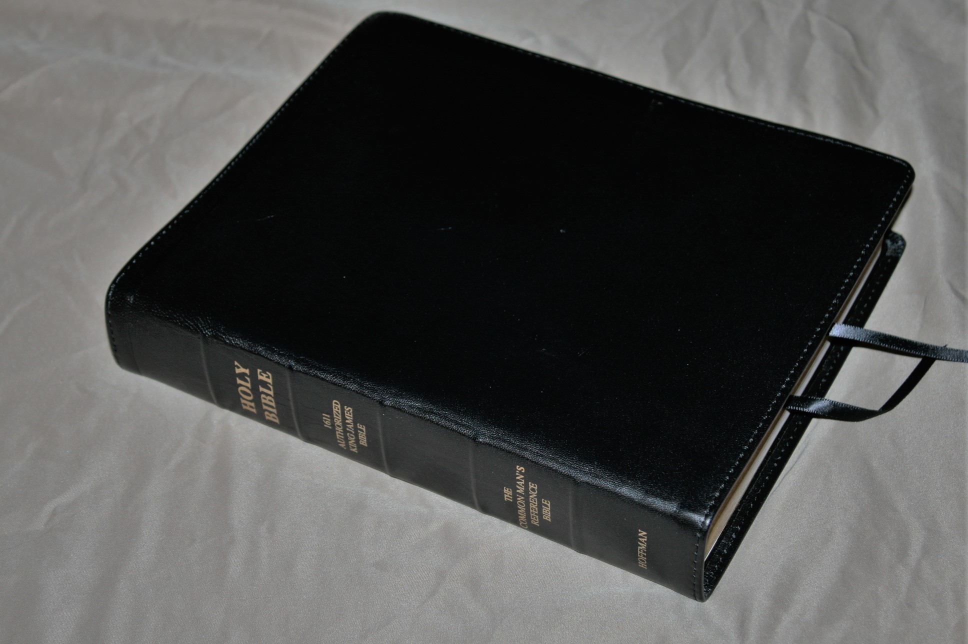 Common Man’s Reference Bible Review - Bible Buying Guide