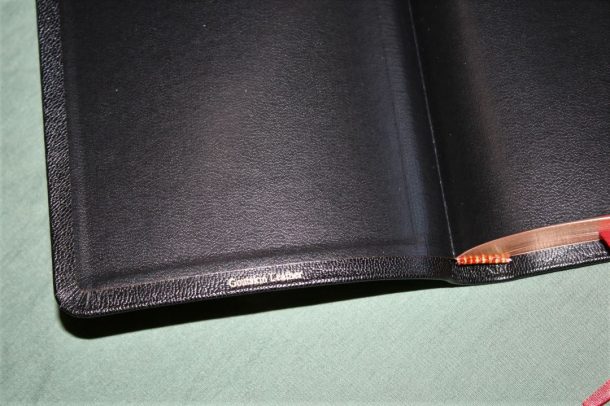 Cambridge ESV Pitt Minion in Black Goatskin – Review - Bible Buying Guide