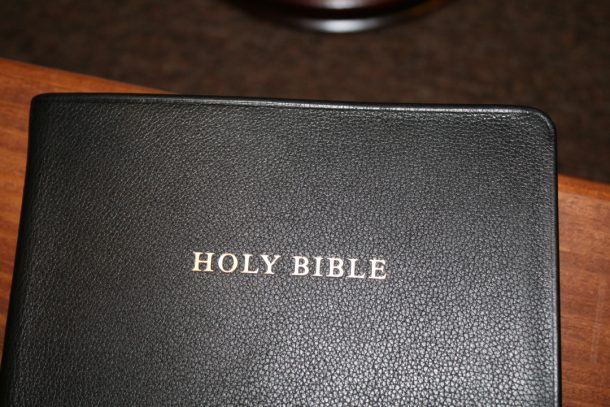 Cambridge KJV-RV Interlinear Bible Review - Bible Buying Guide