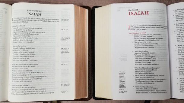 NKJV Compact Single Column Reference Bible - Bible Buying Guide