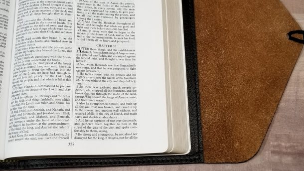 Circuit Rider Bible from Church Bible Publishers - Bible Buying Guide