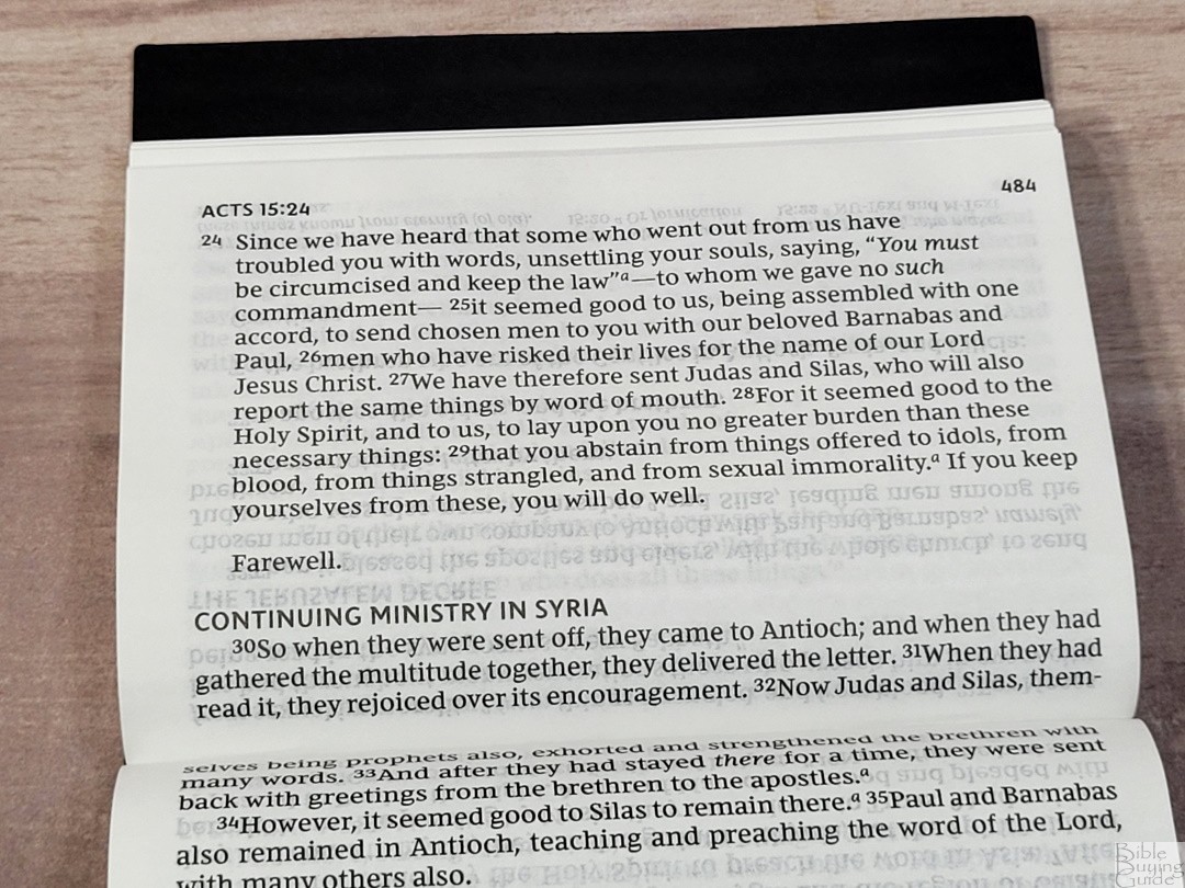 NKJV New Testament Flipback Edition (28) - Bible Buying Guide