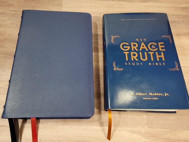 NIV Grace and Truth Study Bible Review - Bible Buying Guide