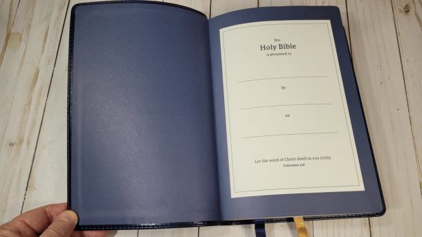 NET Bible Large Print Thinline Art Edition Review - Bible Buying Guide