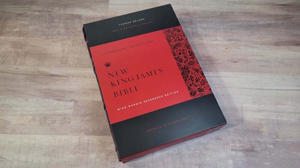 Thomas Nelson NKJV Wide Margin Sovereign Bible Review - Bible Buying Guide